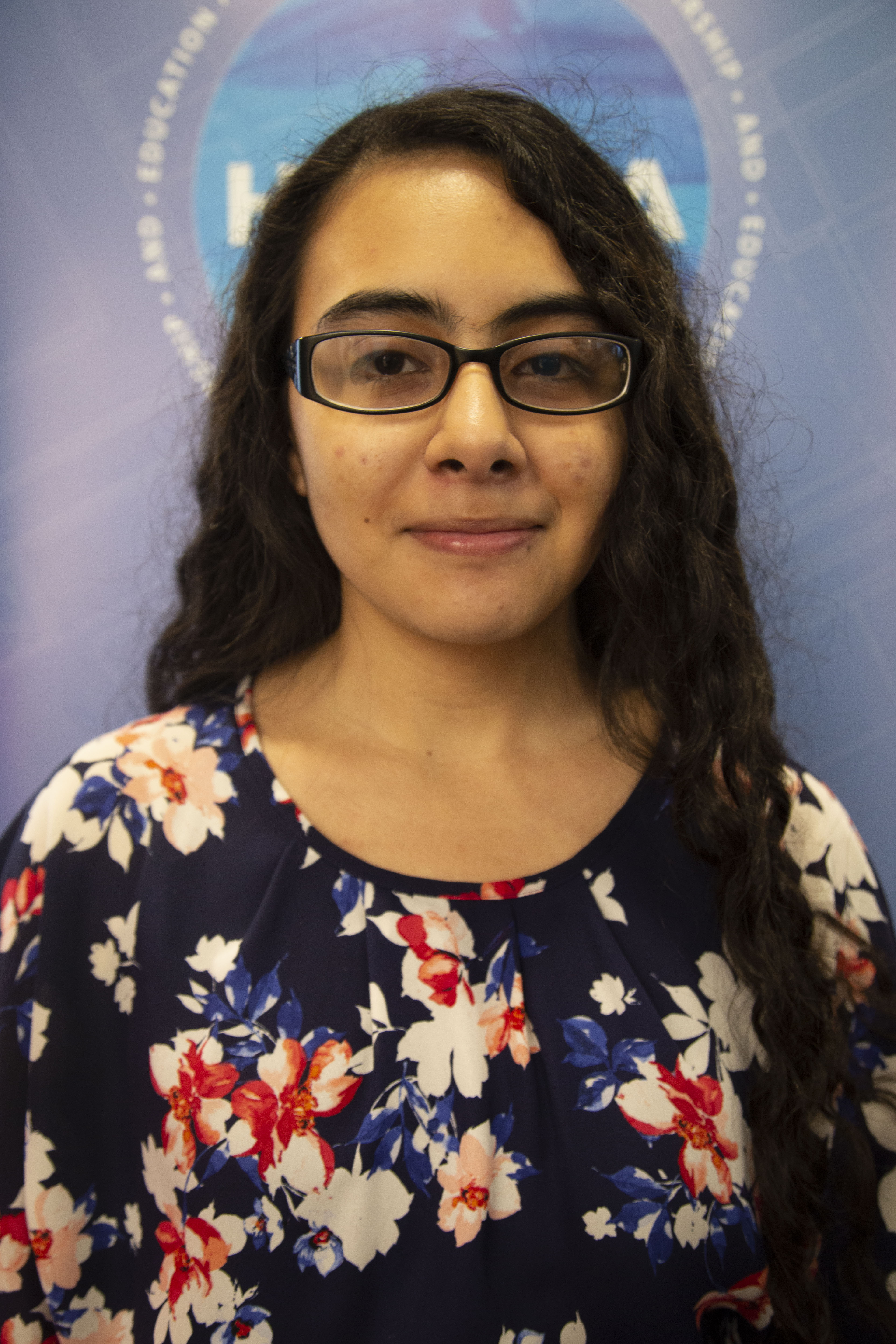 Stephanie Paredes's Instagram, Twitter & Facebook on IDCrawl